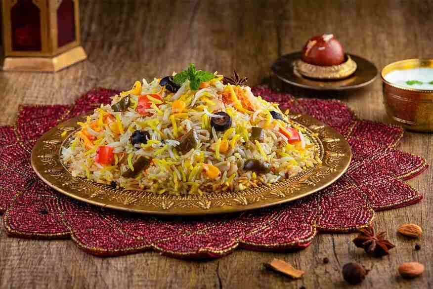 Order Zaitooni Paneer Biryani Regular Original Recipe from Behrouz ... Order Zaitooni Paneer Biryani Regular Original Recipe from Behrouz ...