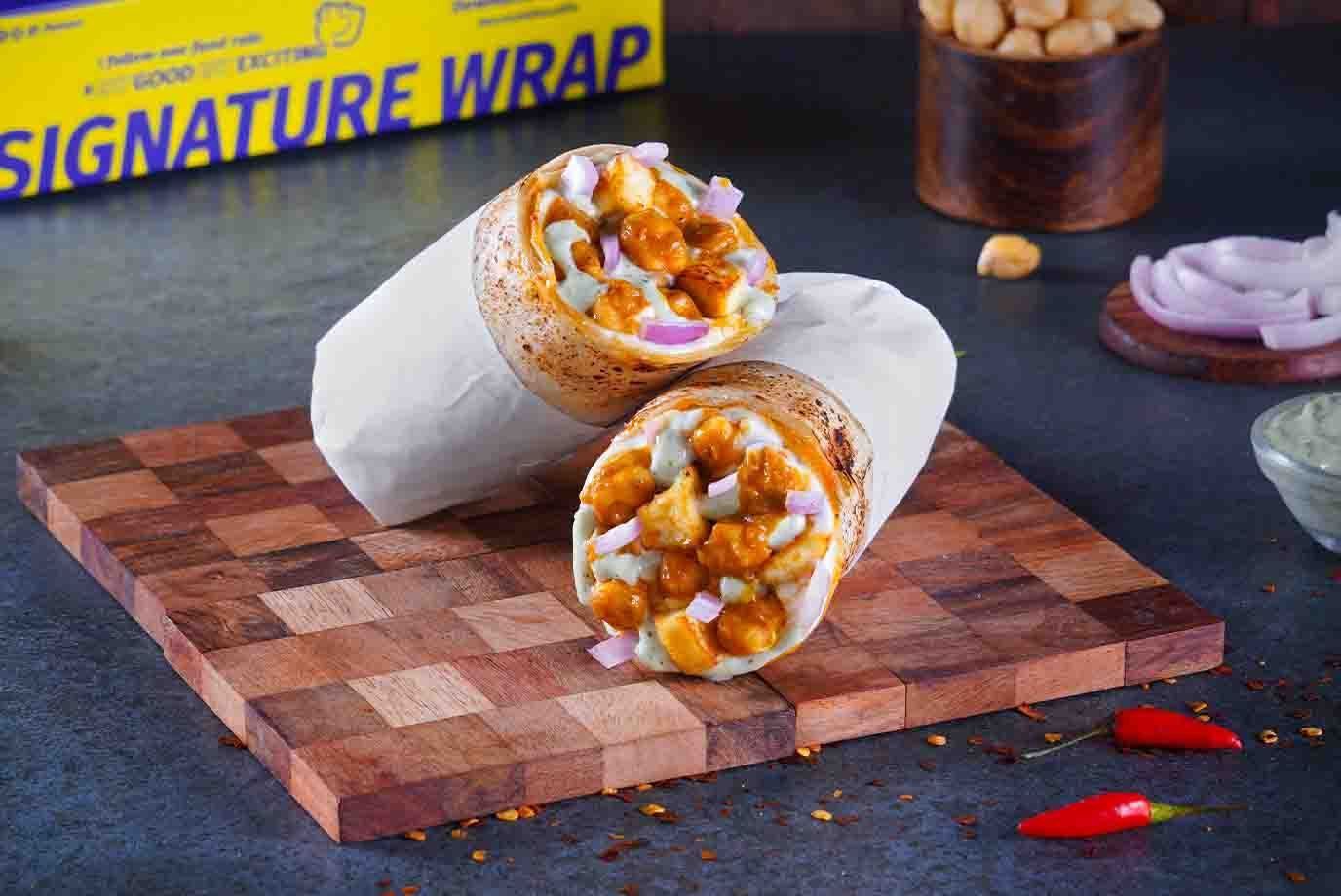 Order Jumbo Paneer Chole Wrap From Signature Wraps Rolls By Faasos On