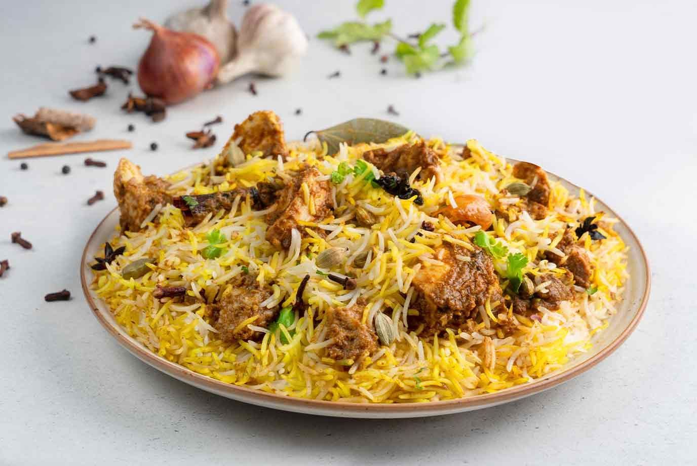 Order Hyderabadi Chicken Biryani Boneless Serves 1 from The Biryani ...